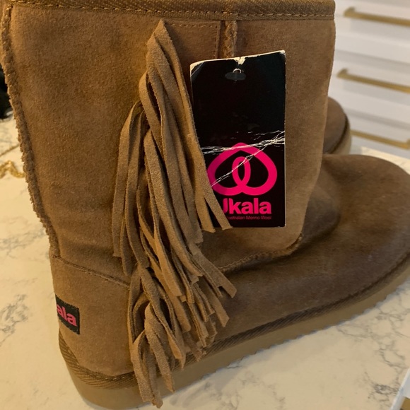 Ukala | Shoes | Kuala Fringe Boots Ellie Lo Size W Chestnut Brown Nwt ...